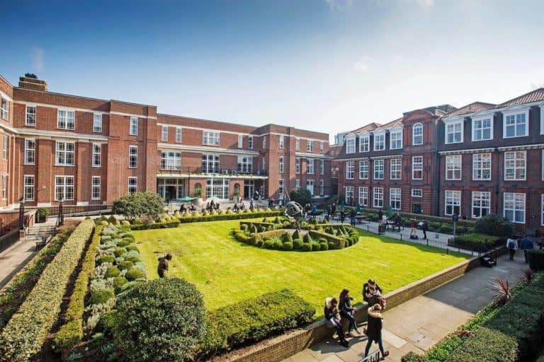 These are some of the Most Expensive Colleges in the World